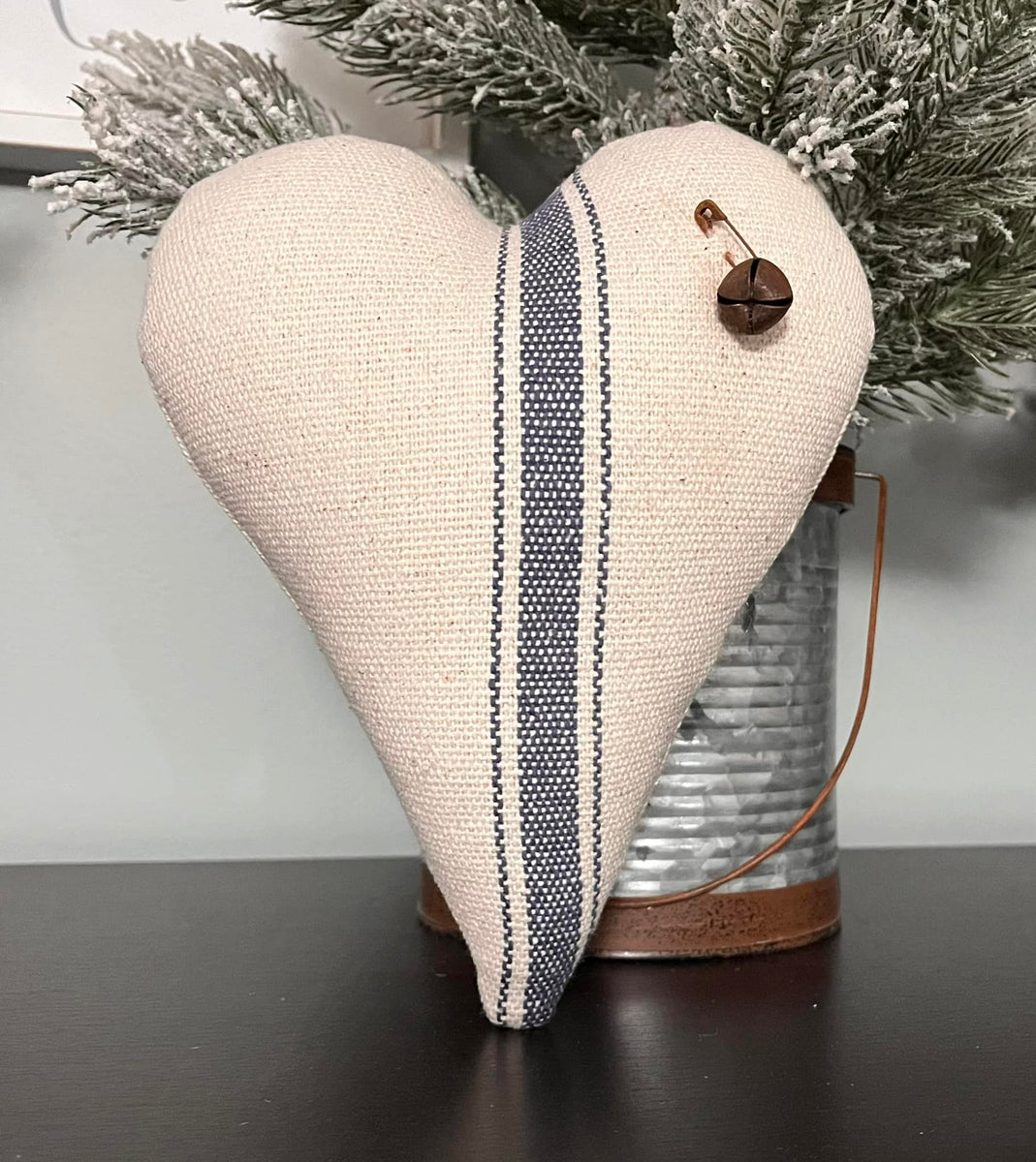 Fabric Heart with Bells - Blue or Red – Saltbox Primitives