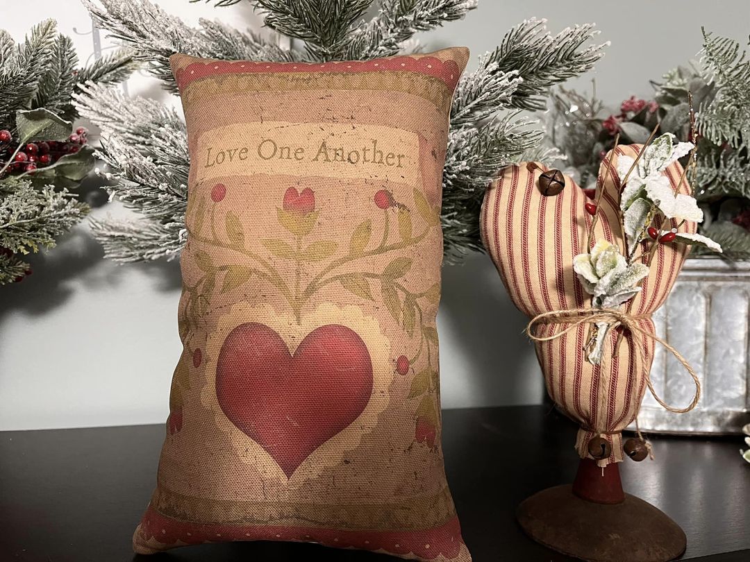 Love One Another Pillow - 8 x 12 – Saltbox Primitives