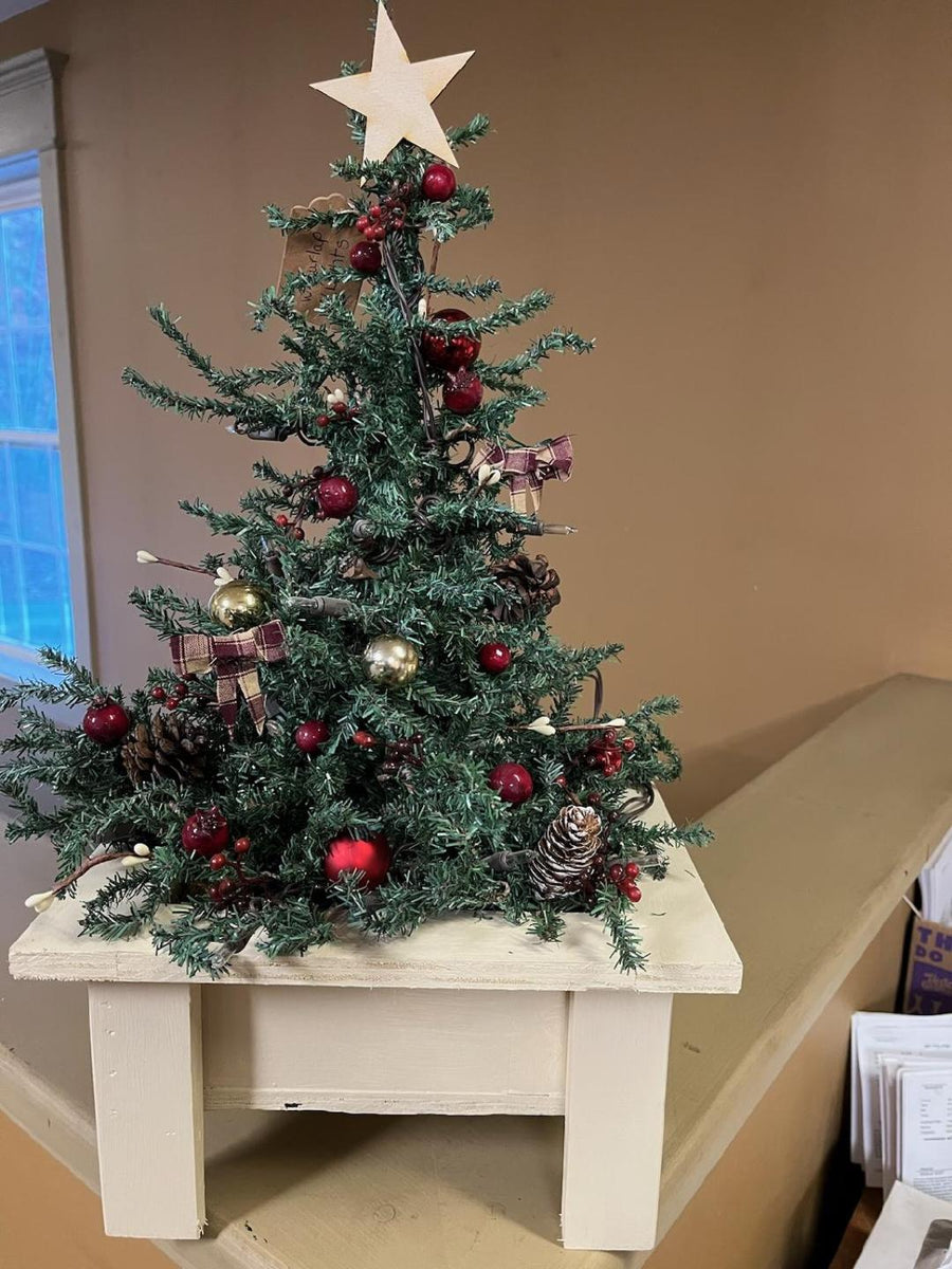 Christmas Tree - 18" - all inclusive – Saltbox Primitives